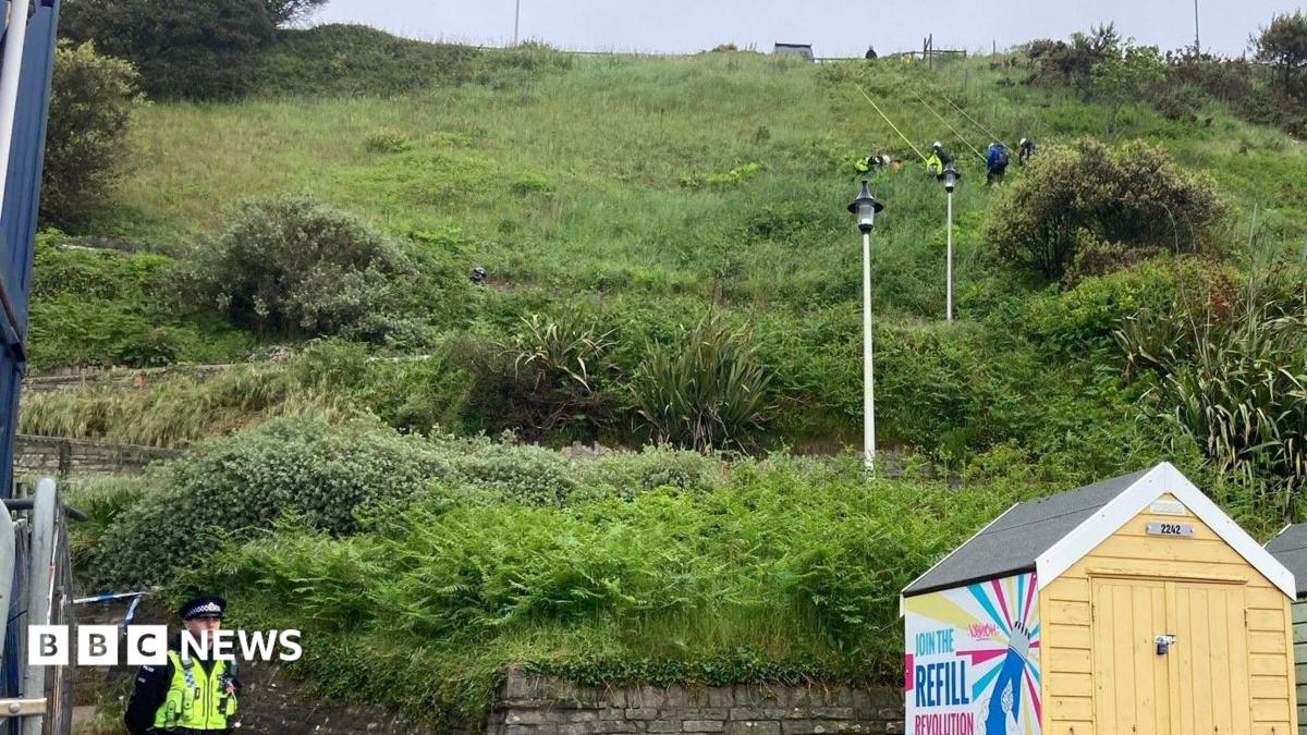 Bournemouth stabbing: Police search cliffs after Amie Gray's death ...