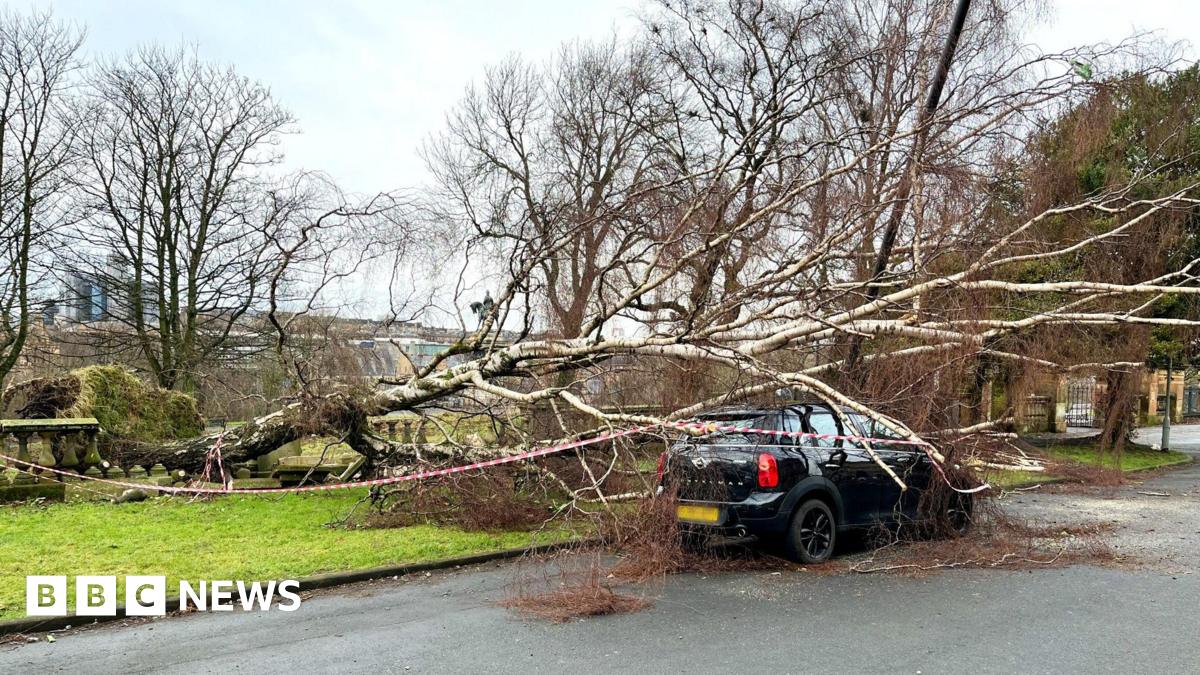 Thousands without power four days after Storm Eowyn - BBC News