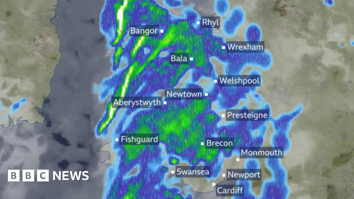 Yellow weather warning for heavy rain and flooding in Wales - BBC News