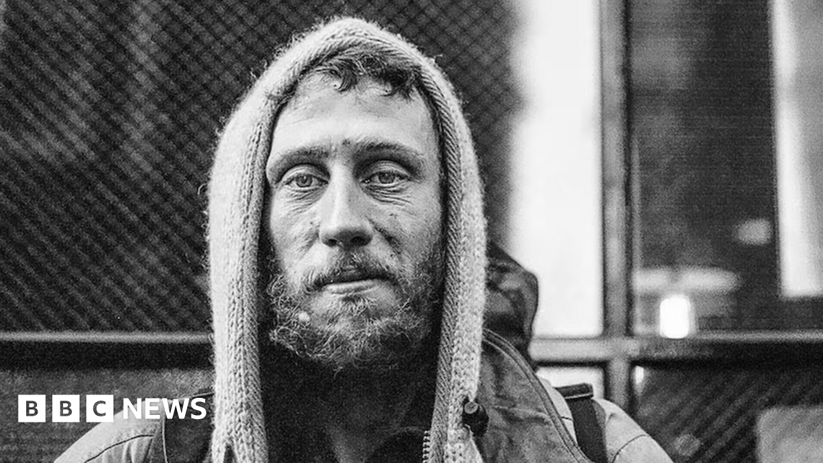 Portraits show 'harrowing' stories of homelessness and slum housing ...
