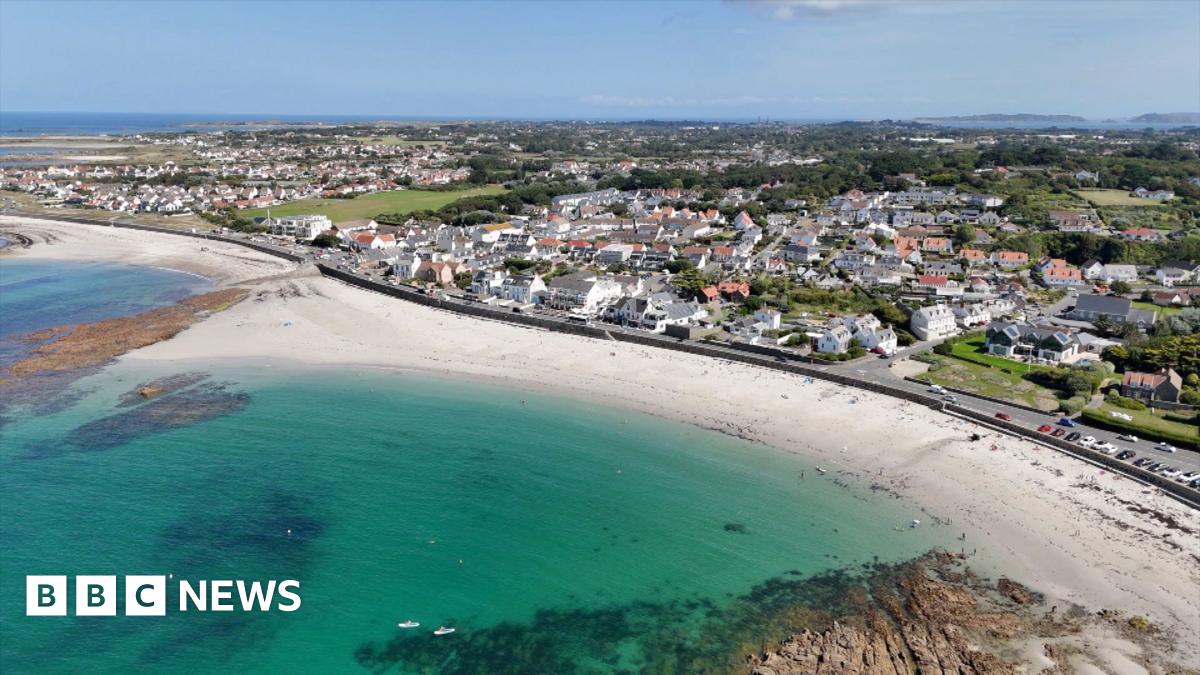 Guernsey on track to meet climate targets, says deputy - BBC News
