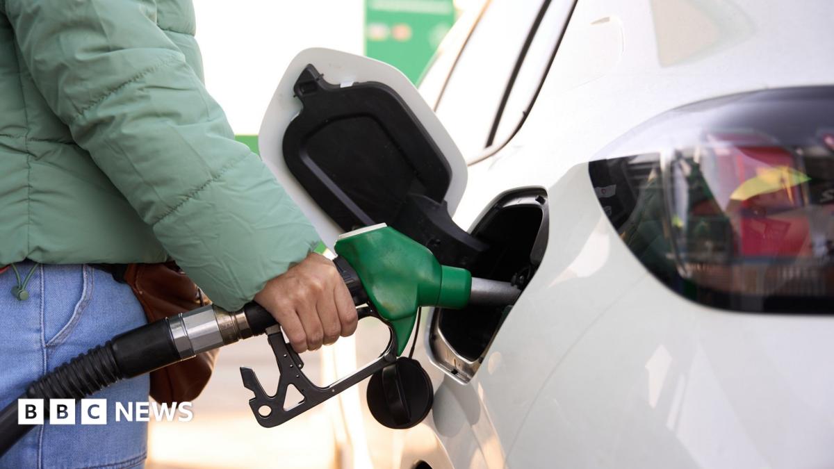 Oil price rises on Biden Iran oil strike comments - BBC News