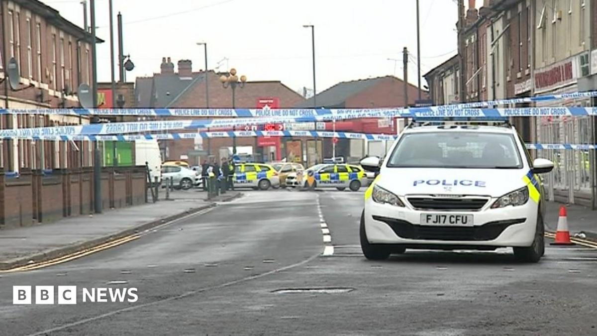 Lance Martin death: Murder victim named by detectives - BBC News