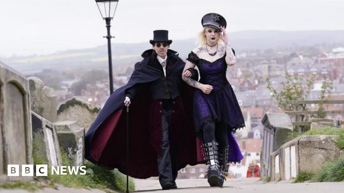 Whitby Goth Weekend: The town where a subculture feels safe - BBC News