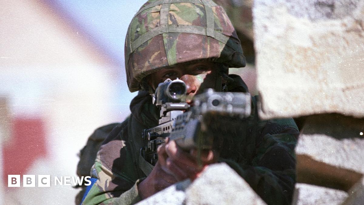 Injured soldier Lee Bagley would not let his children serve in forces ...