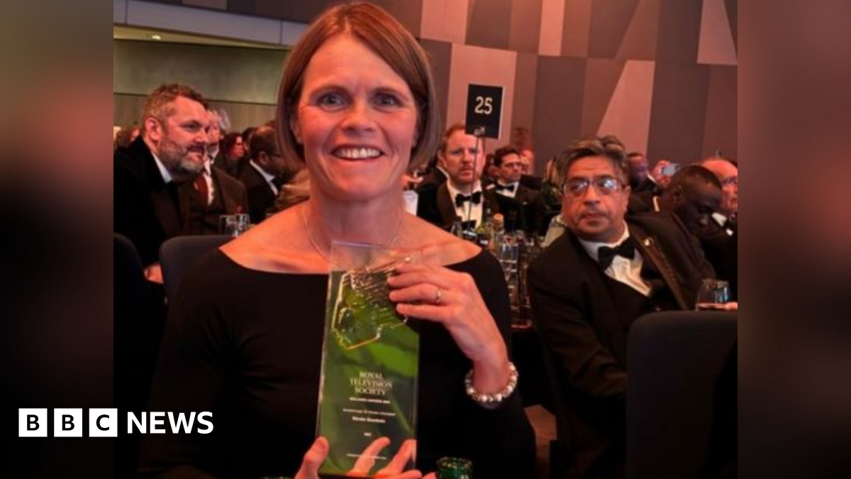 BBC celebrates success at Midlands TV awards - BBC News