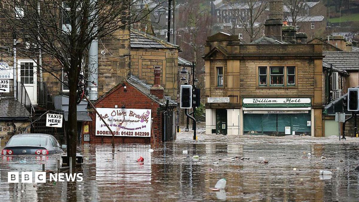 Calder Valley flood protection projects get £2m funding boost - BBC News