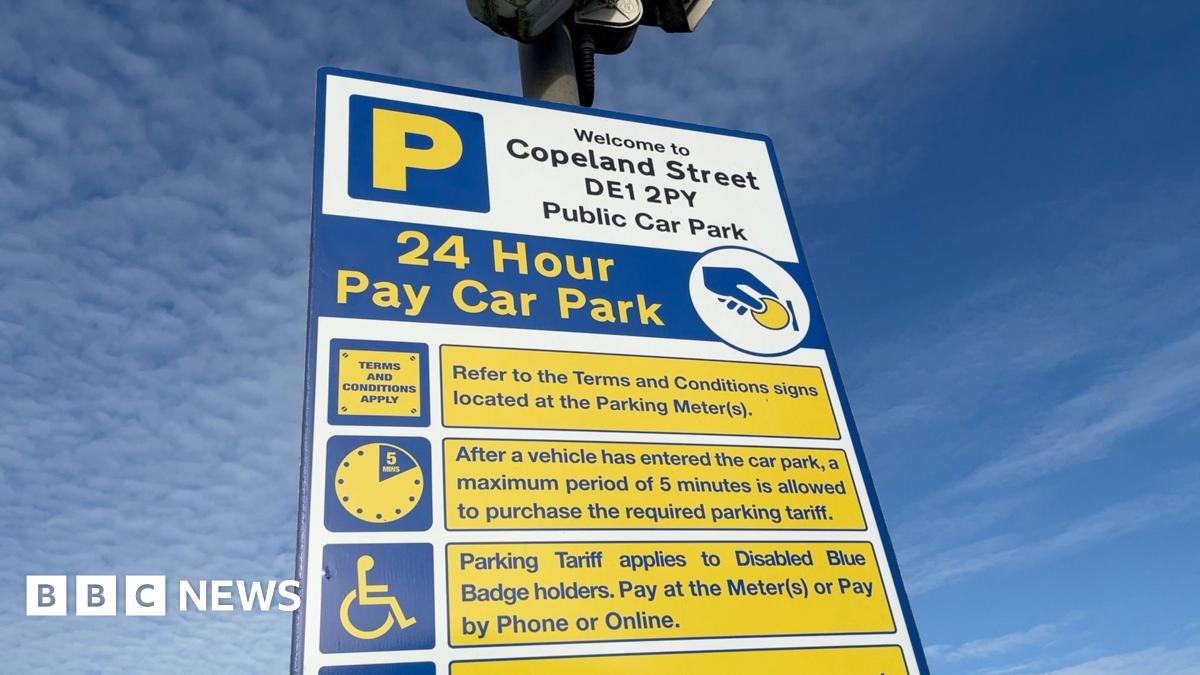 Private parking firms should not regulate themselves - MPs - BBC News