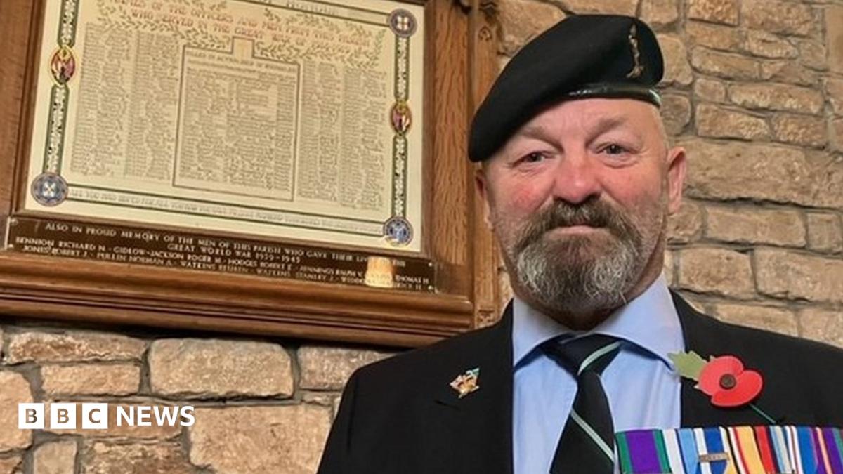 Call for soldiers to be added to Dymock war memorial - BBC News