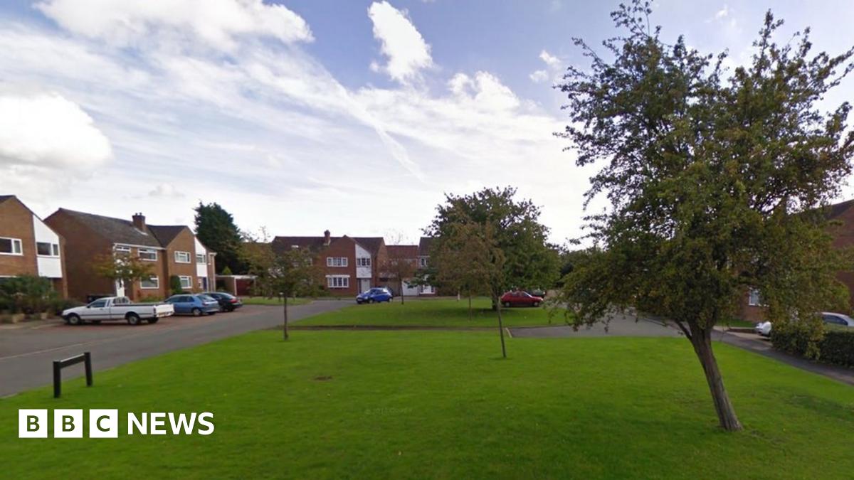 Murder charge after St Neots woman found with 'cuts to neck' - BBC News