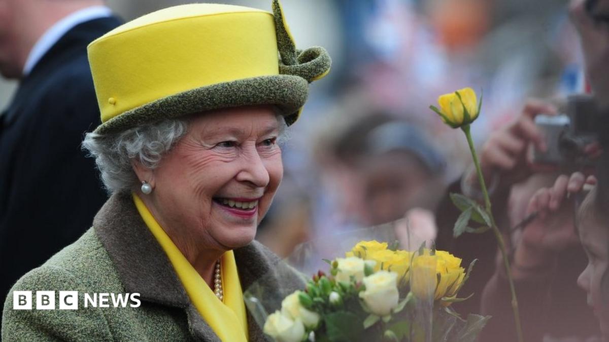 queen-elizabeth-ii-the-queen-in-east-yorkshire-and-lincolnshire-bbc-news