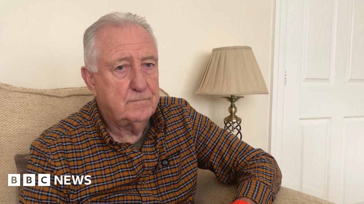 Sunderland ex-mineworker calls for action on pension scheme - BBC News