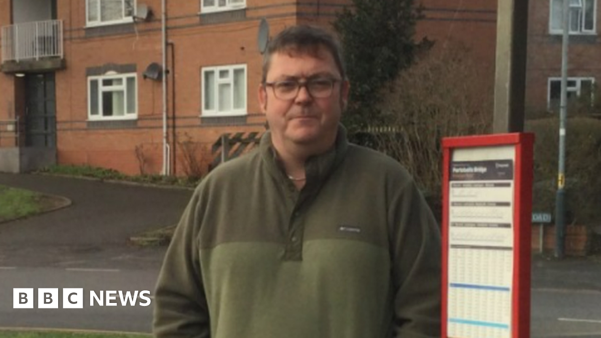 Anger over Stagecoach bus services in Coventry and Warwickshire - BBC News