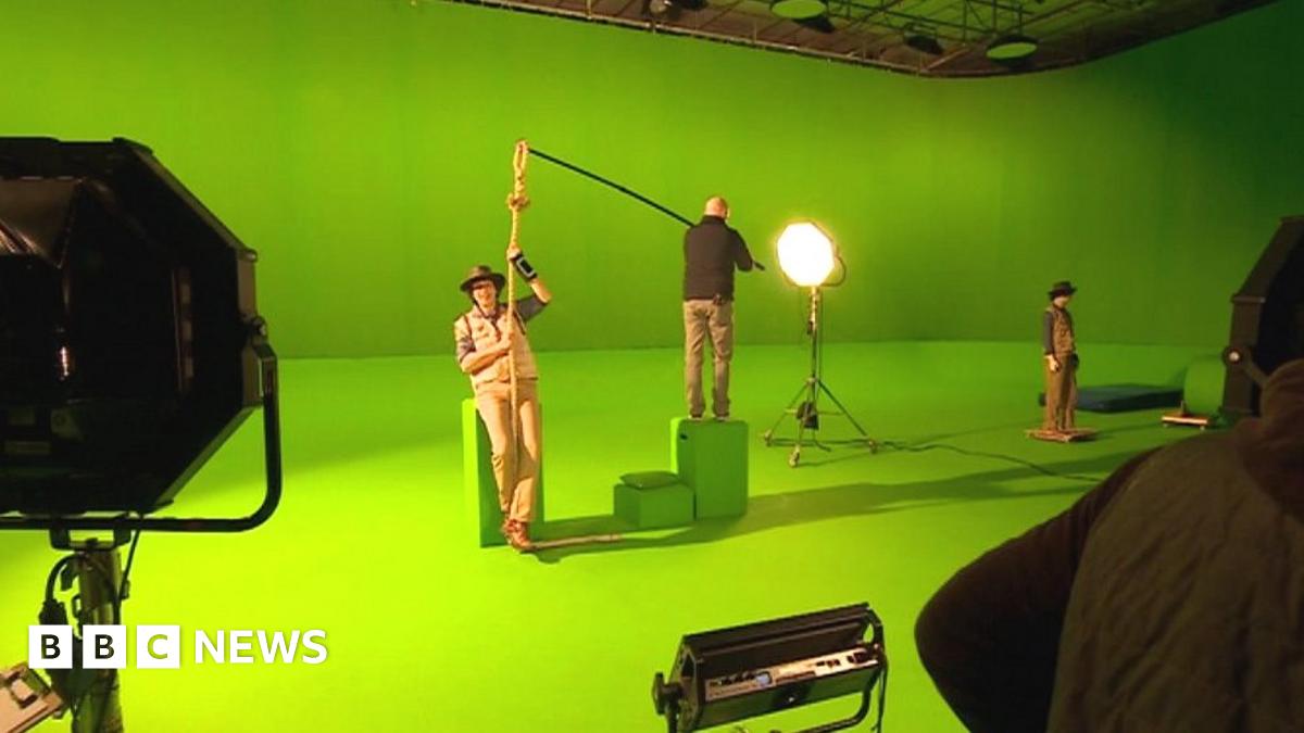 Bristol film studio opens doors for behind-scenes careers - BBC News