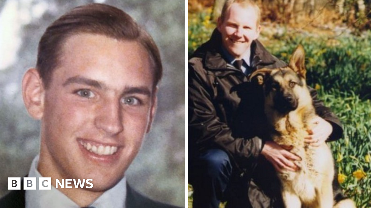 Elizabeth Emblem for Nottinghamshire police killed on duty - BBC News