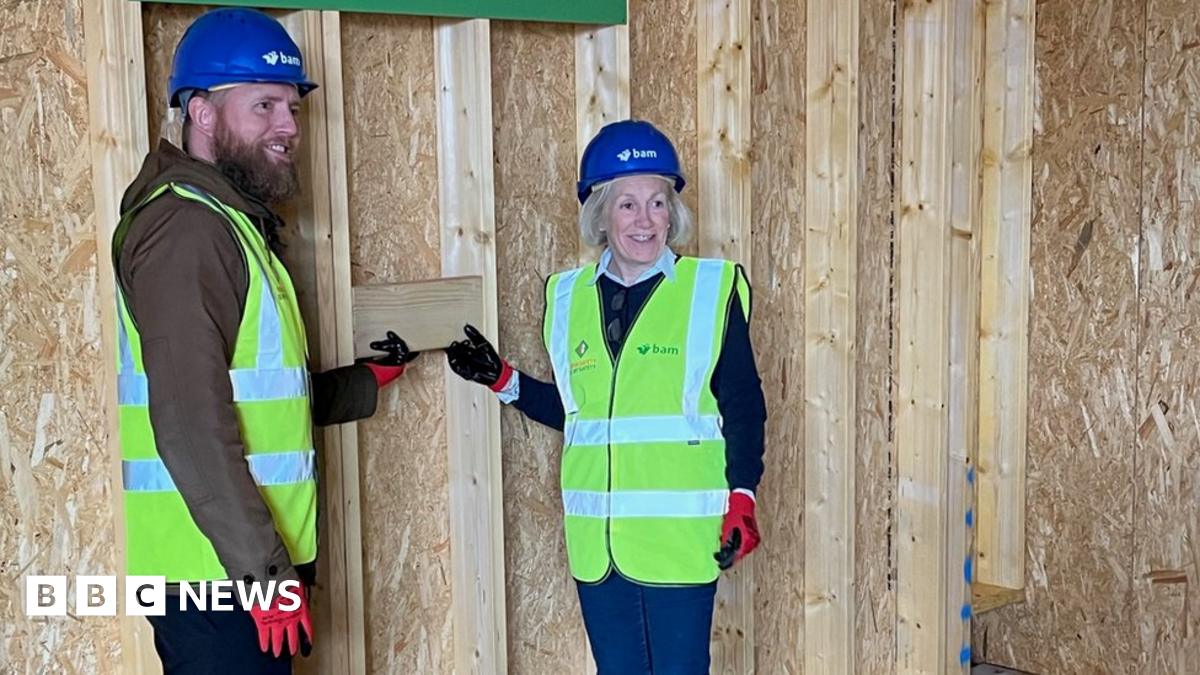 Work on Somerset's first net-zero school begins - BBC News