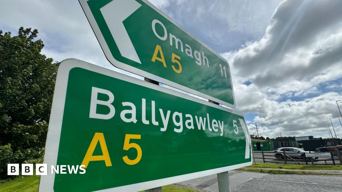 A5 upgrade: Road project gets green light from Stormont - BBC News