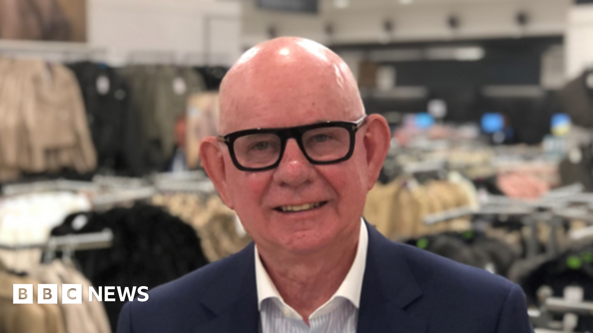 Derby: Primark's first UK store was run on a 'shoestring' - BBC News