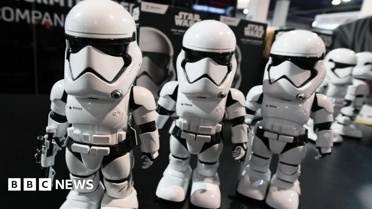 Game of Thrones creators handed Star Wars project - BBC News
