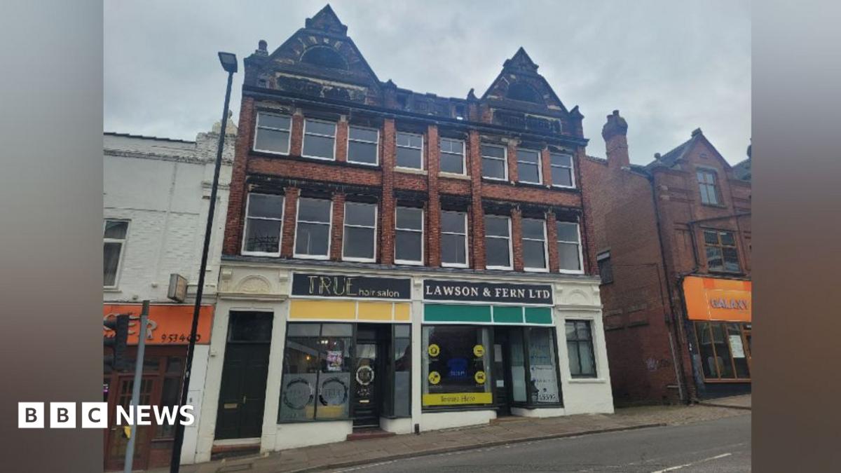 Longton centre's historic buildings revamped with grants cash - BBC News