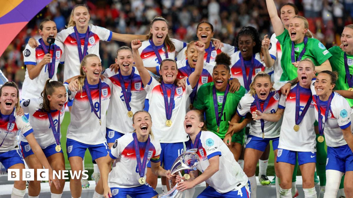 Sunderland bids to host 2035 FIFA Women's World Cup - BBC News