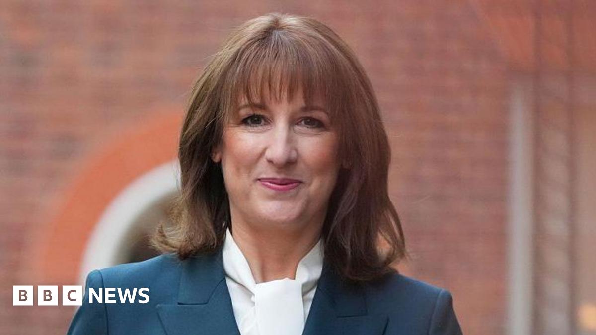 Welsh government loses Senedd vote over Rachel Reeves' budget - BBC News