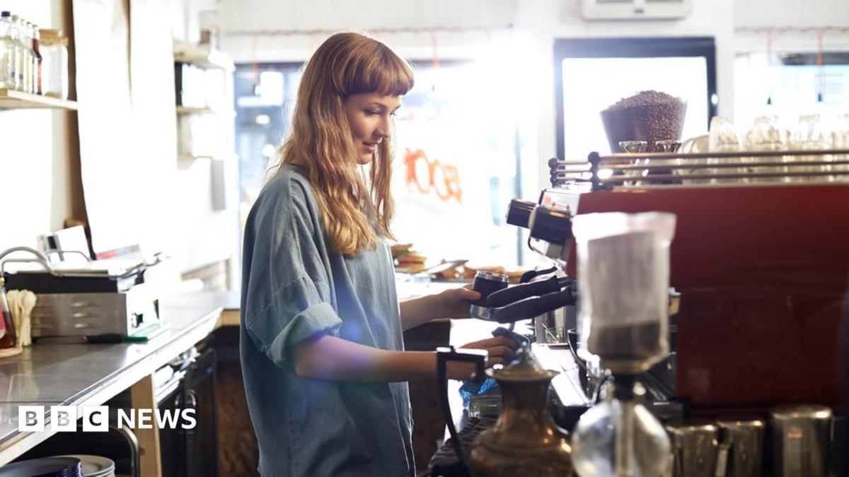 Most university students working paid jobs, survey shows - BBC News