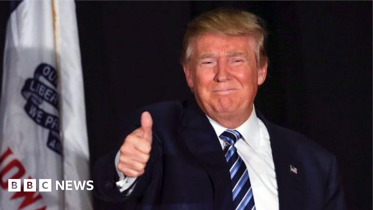 Gerry Adams says he would go to White House on St Patrick's Day - BBC News