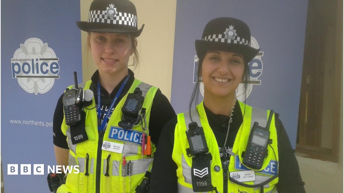 Drive for ethnic minority police officers - BBC News