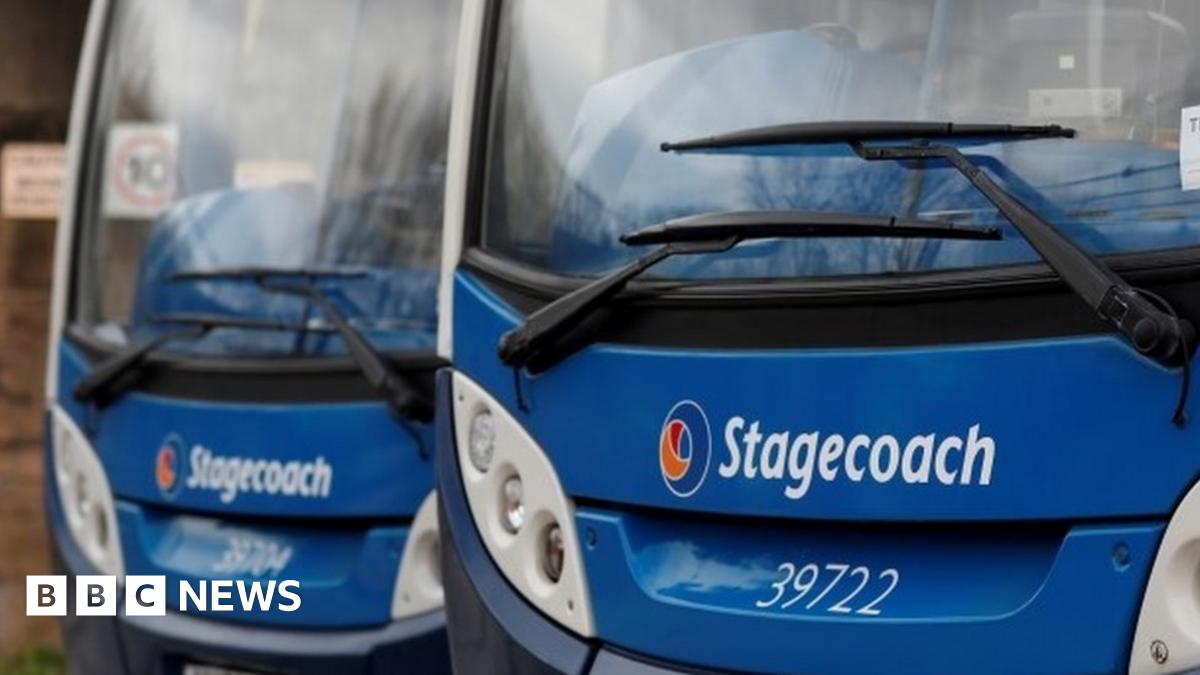 Manchester bus strike cancelled after pay deal agreed - BBC News