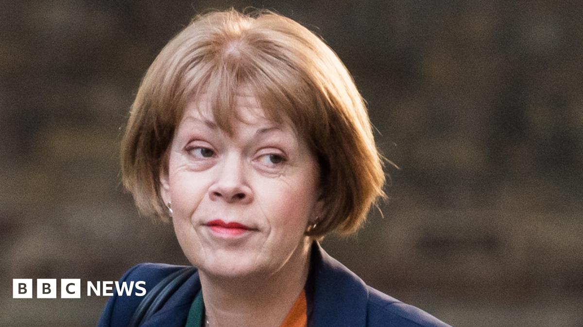 Wendy Morton: I’ll never forget chaotic vote that sank Liz Truss - BBC News