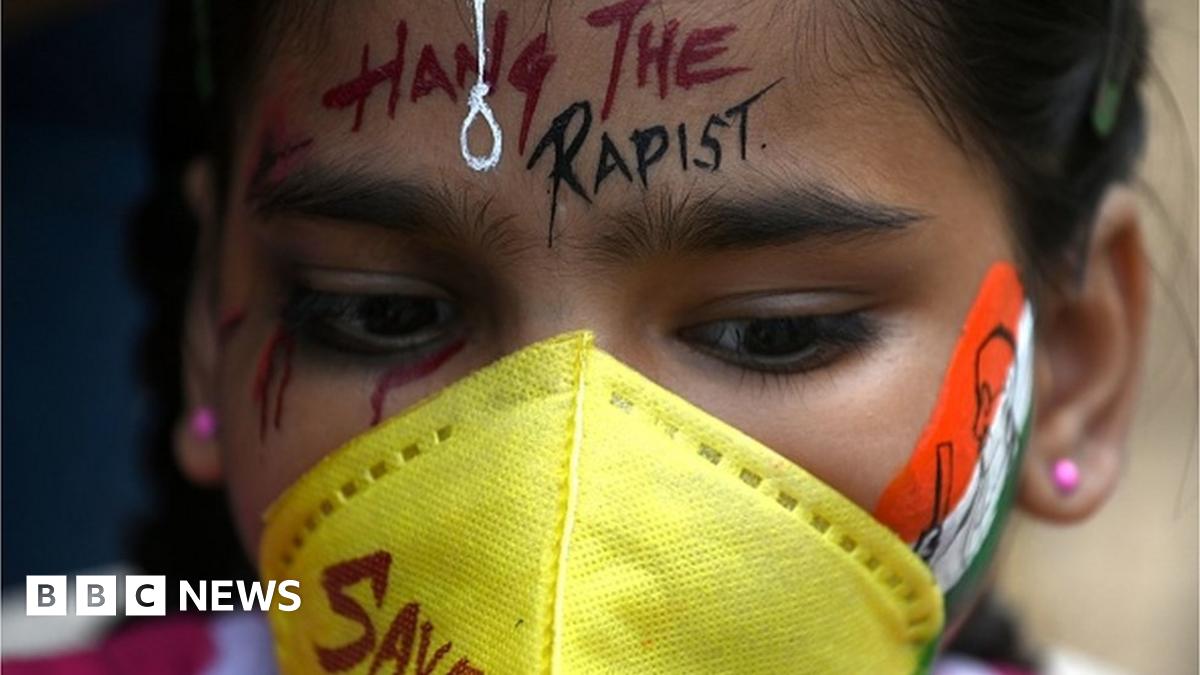 Rising crimes against Indian women in five charts - BBC News