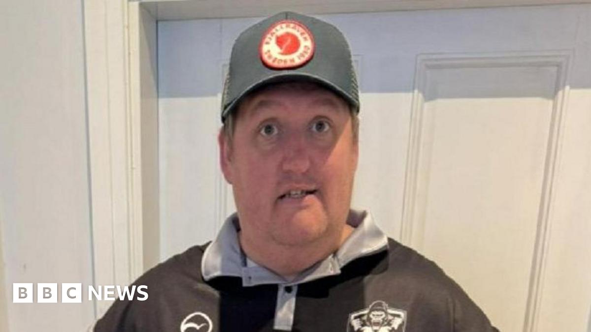 Leeds viral star Danny Malin 'felt trapped in mind' after stroke - BBC News