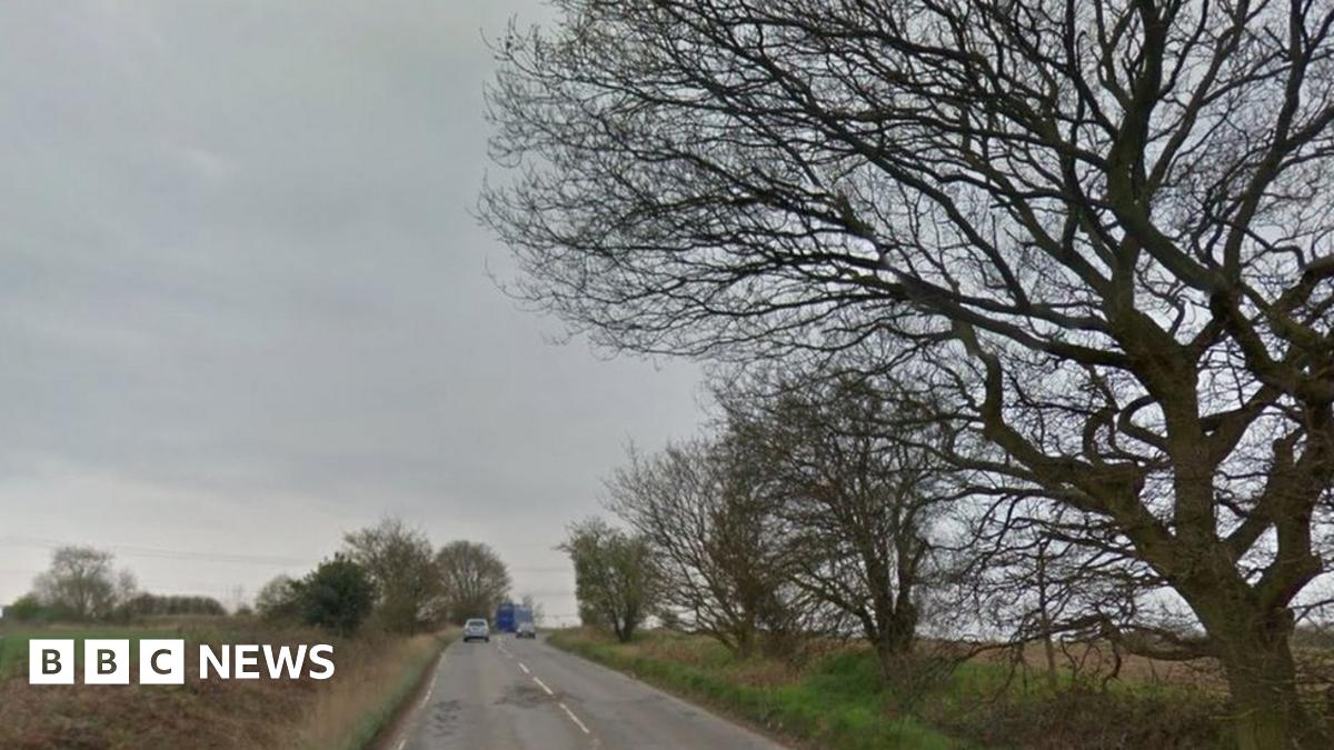 Rotherham fatal crash: Woman, 21, dies in collision - BBC News