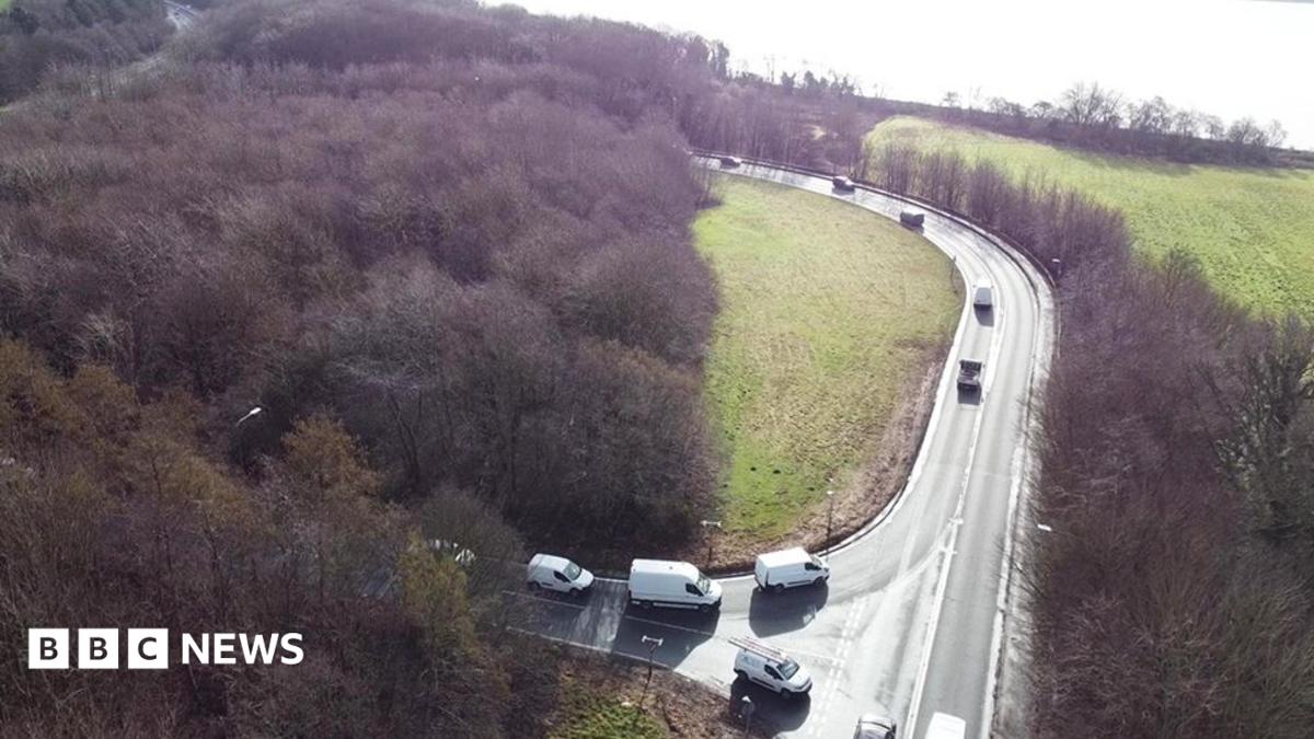 Council confirms £200k resurfacing work on A15 near Humber Bridge - BBC ...