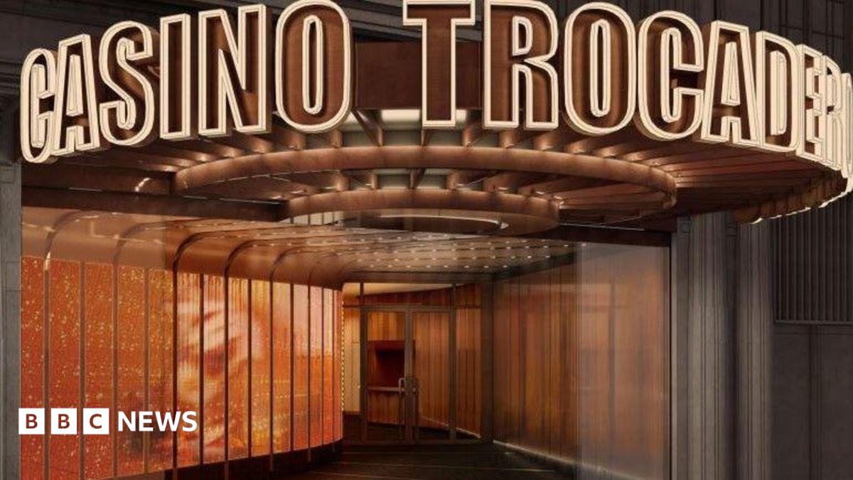 Piccadilly Circus: Casino approved for London's Trocadero building ...