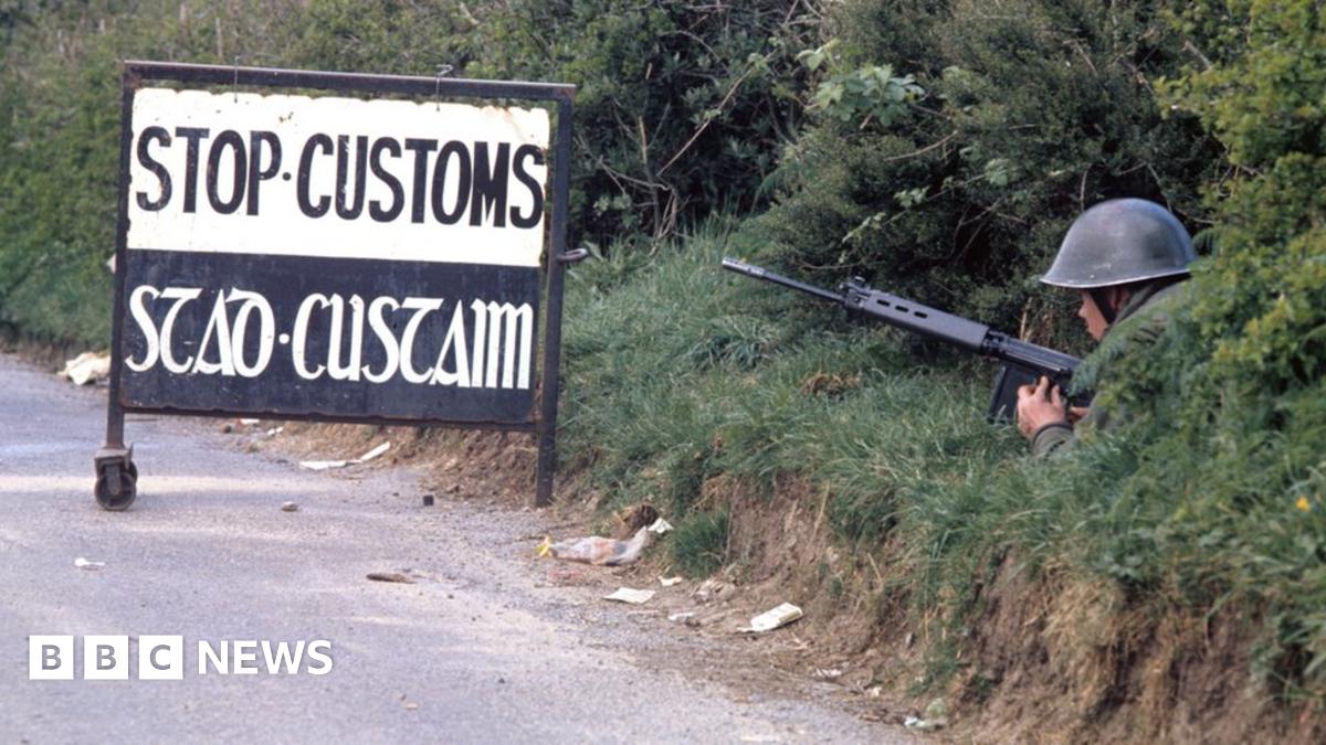 Ireland: How customs border posts 'cemented' partition 100 years ago ...