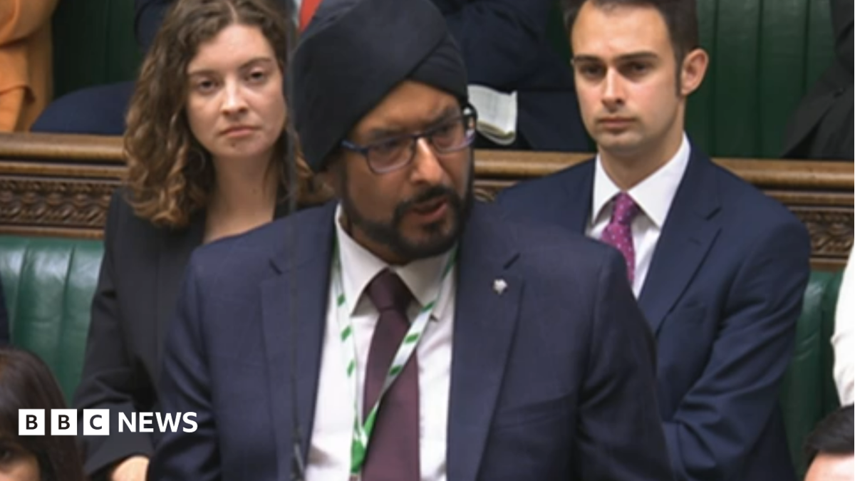 Wolverhampton MP calls for urgent action to support SEN pupils - BBC News