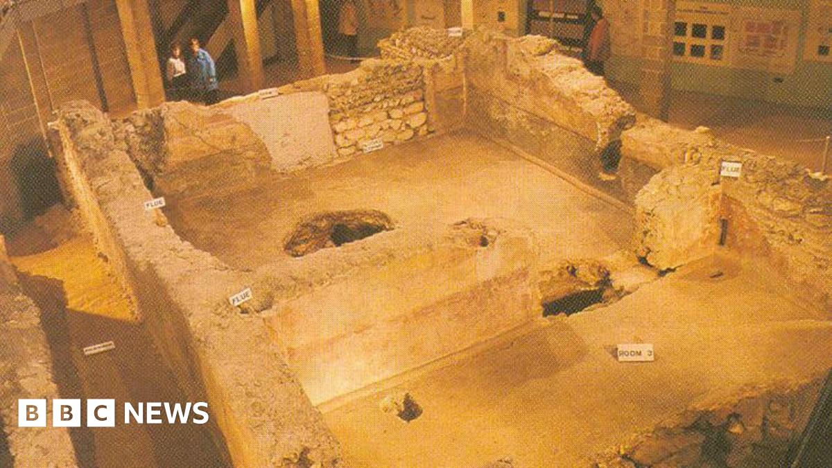 Dover: Historic Roman house set to reopen to public - BBC News