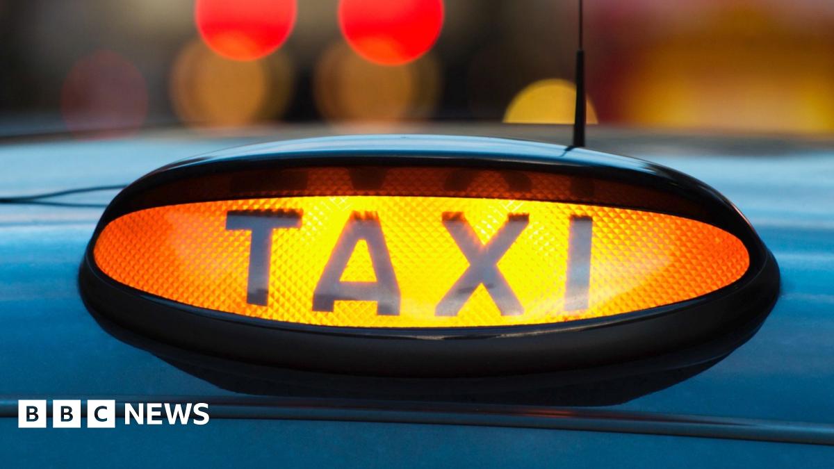 Peterborough taxi drivers 'apprehensive' about vehicle CCTV vote - BBC News