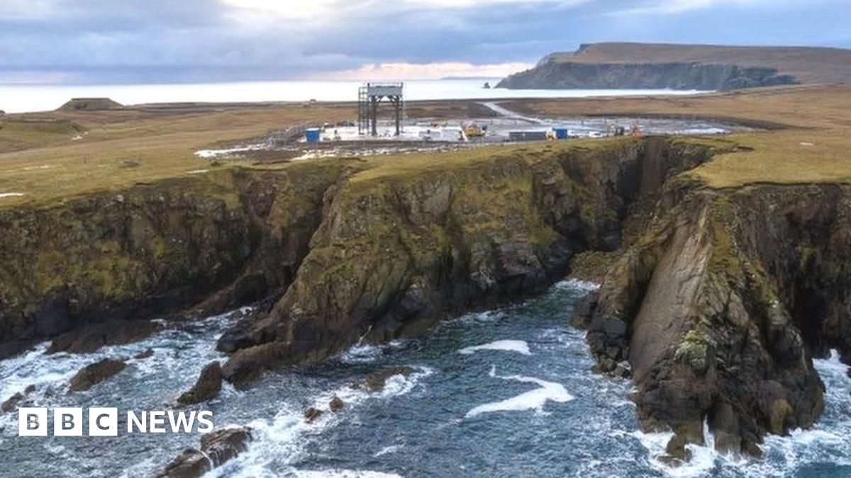 Shetland is first UK spaceport for vertical rocket launches - BBC News