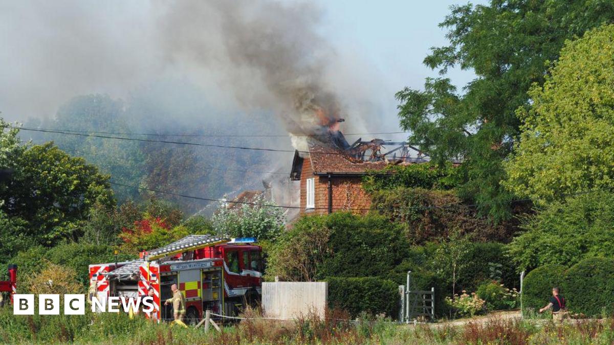 Barnham fire: Crews tackle blaze at rural property - BBC News
