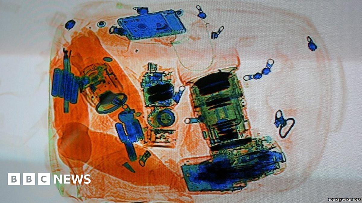 How airport scanners check your bag is safe to fly - BBC News