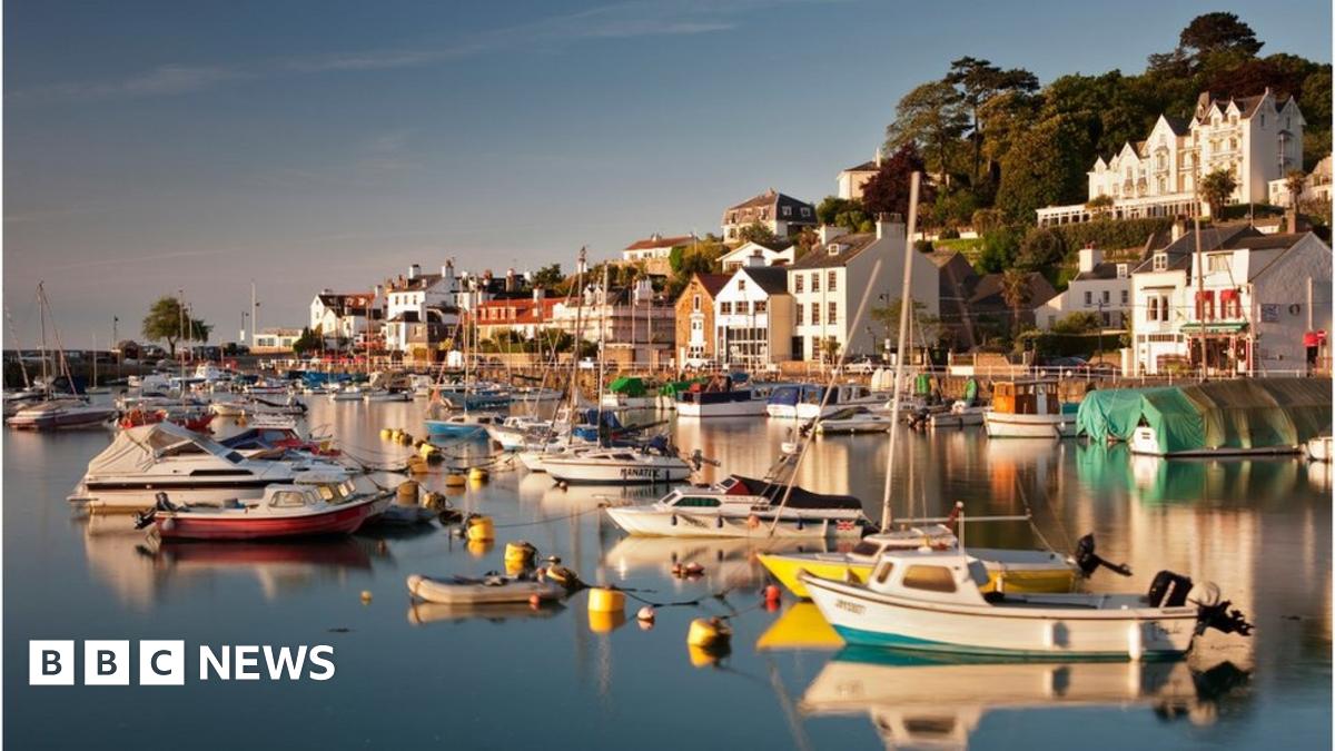 Festival commemorates 250th anniversary of Jersey Corn Riots - BBC News