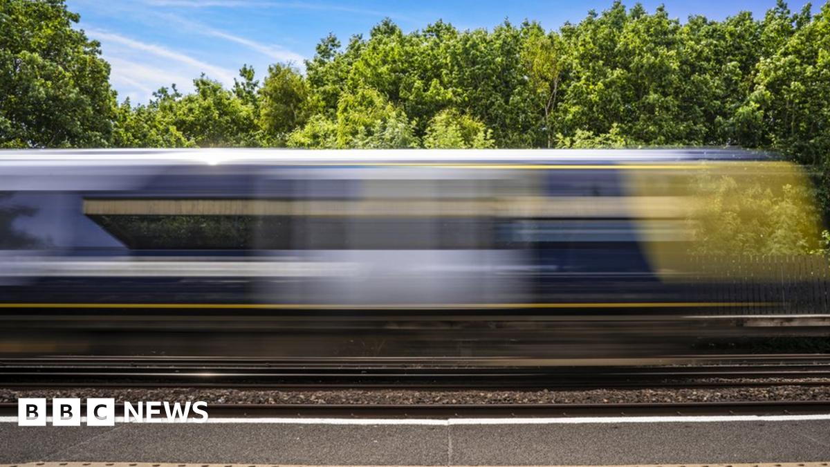 NI rail: Is a bigger network coming down the track? - BBC News