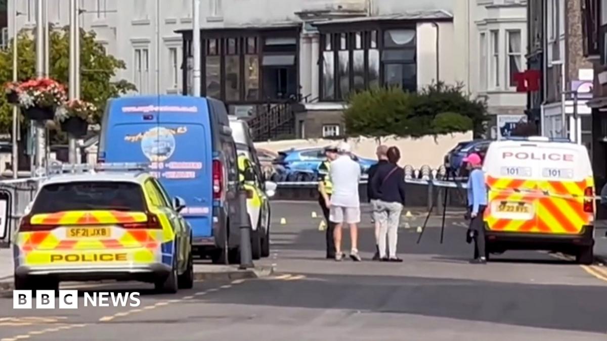 Man seriously ill after being struck by ambulance in Oban - BBC News