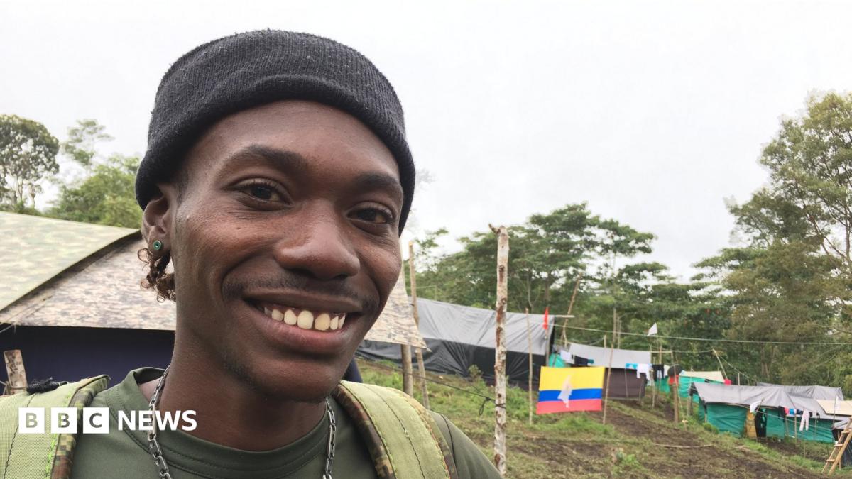 The Farc rebel rapping for peace - BBC News
