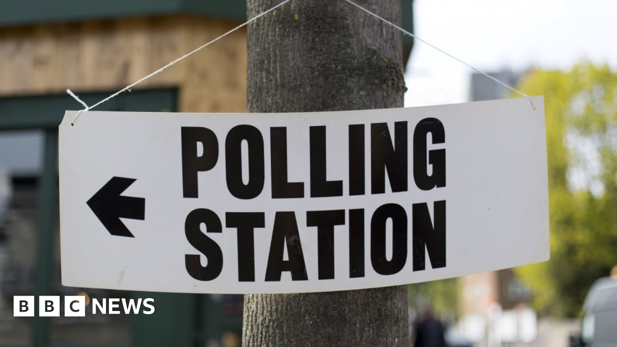 Polling stations open in Devon and Cornwall for local elections - BBC News
