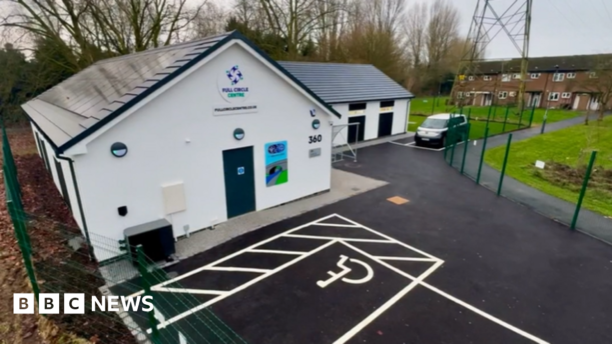 Shelton Lock: New £1.2m Scout and Guides centre set to open - BBC News
