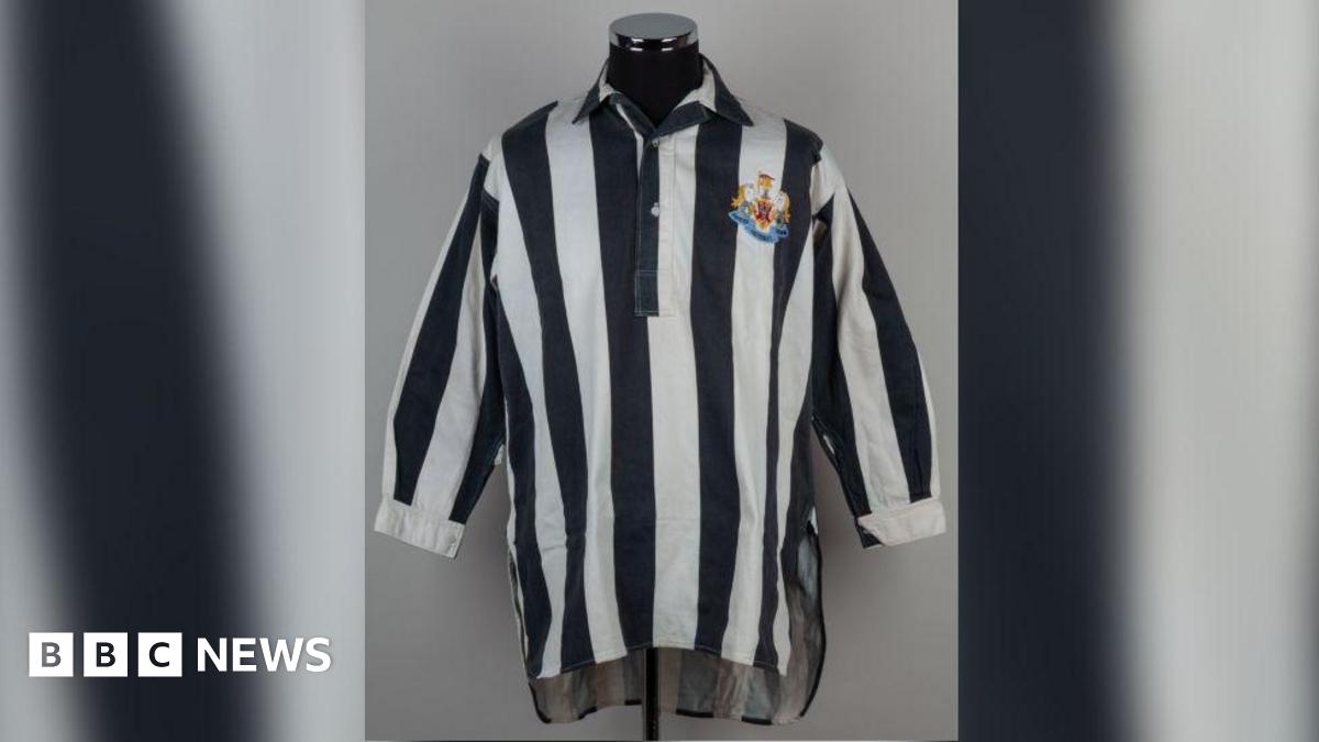 Newcastle United match winner's 1952 FA Cup final shirt to be sold ...